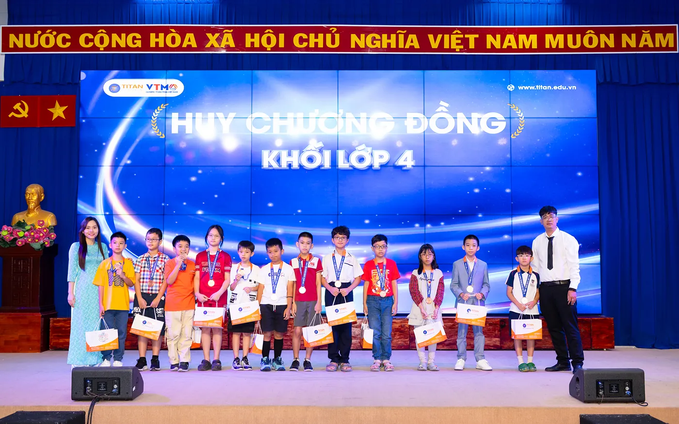 Trang chủ - OLYMPIC TOÁN TITAN VIỆT NAM (VTMO)